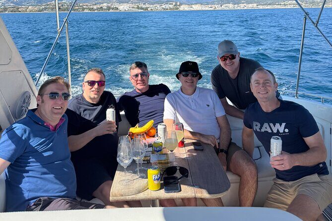 Private Luxury Yacht Charter from PUERTO BANÚS, Marbella - FAQ