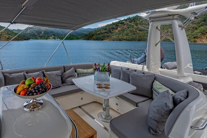 Private Luxury Yacht Cruise on Bosphorus - The Verdict on Value & Comfort