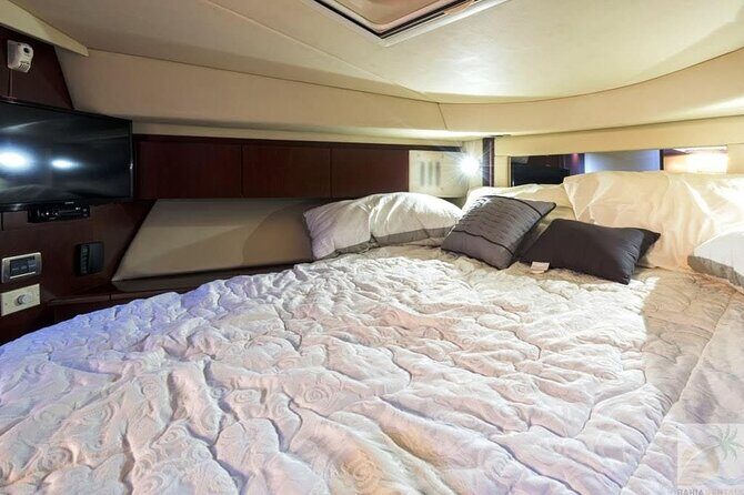 Private Luxury Yacht for up to 12 people - FAQ