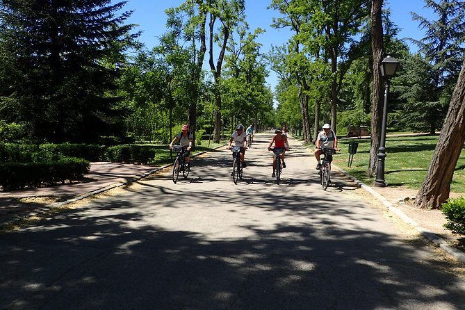 Private Madrid City Tour | Regular Bike/E-Bike | Groups from 32 - Key Points