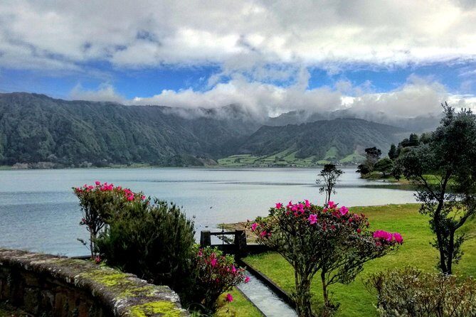 Private Mini Van Sete Cidades and Lagoa do Fogo (1-6 people) - What We Love About This Tour