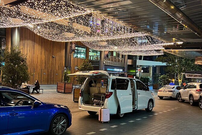 Private Mini Van Transfer From Auckland City To Auckland Airport - The Bottom Line