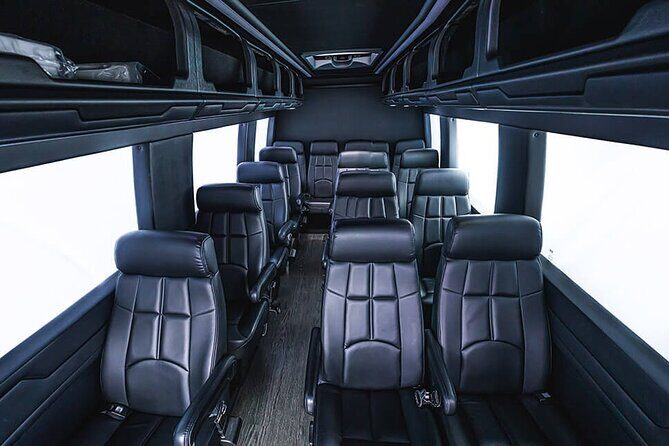 Private Minibus Arrival transfer Honolulu Airport HNL to Waikiki - Why Choose a Private Minibus for Your Honolulu Arrival?