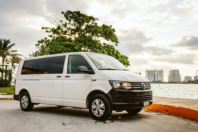Private Minivan: Huatulco International Airport (HUX) - Who Should Consider This Service?