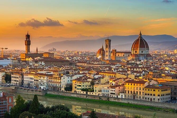 Private Minivan Tour to Siena and San Gimignano from Florence - FAQs