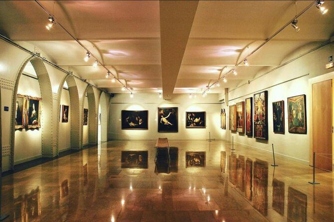 Private Montserrat Tour, Wine Taste & Local Lunch from Barcelona - What Sets This Tour Apart?