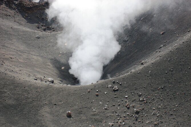 Private Mt. Etna 4WD Half Day Adventure - Why This Tour Works for Different Travelers