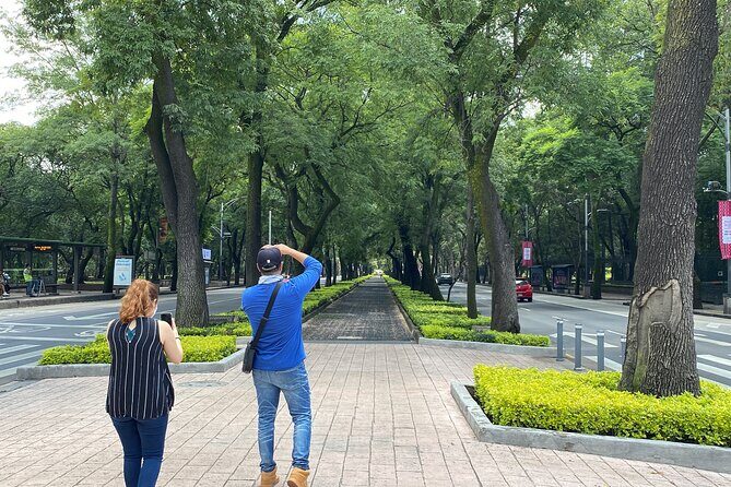 Private Museo Nacional Walking Tour - Practical Tips