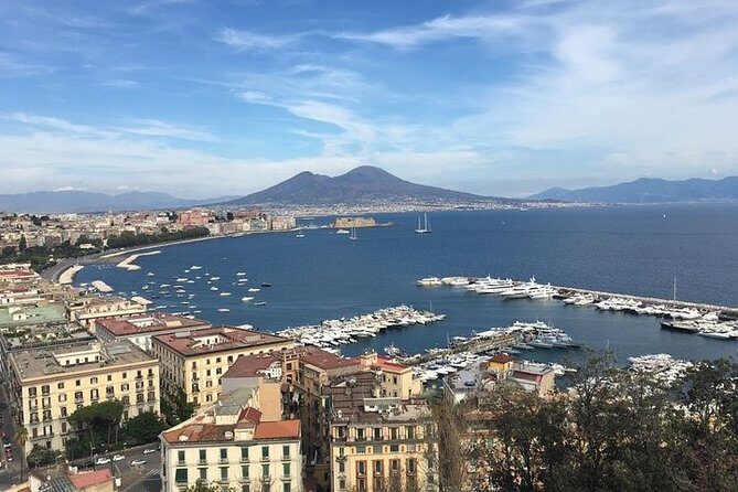 Private Naples Walking Tour with Tourist Guide - Starting Off: A Strategic Meeting Point near Naples’ Heart