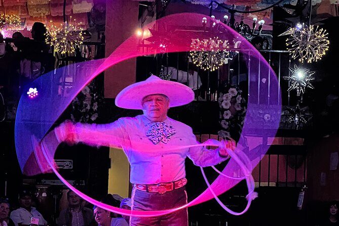 Private Night Tour of the Historic Center and Plaza Garibaldi - An In-Depth Look at the Tour Itinerary