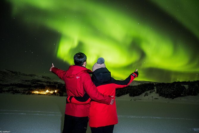 Private Northern lights with photographs - FAQs