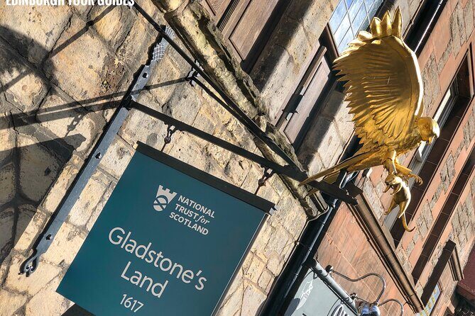 Private Old Town, Edinburgh Walking Tour - Practical Tips for Booking