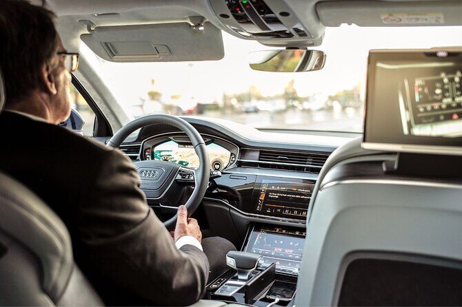 Private One-way Airport Transfer Venice Airport to Venice - The Ride: What to Expect