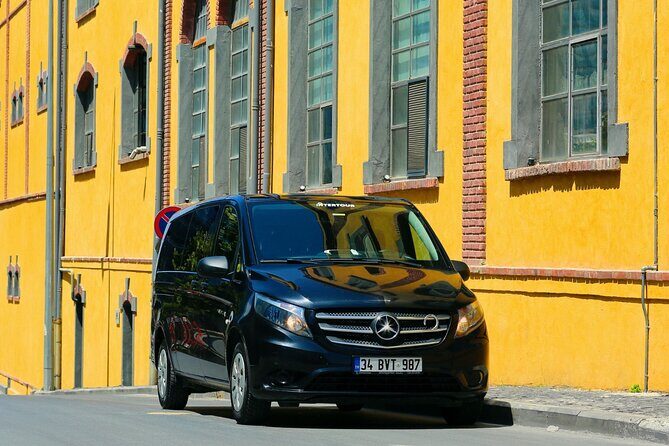 Private One-Way Transfer: Istanbul Airport  City Hotels - Introduction