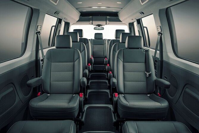 Private One way Transfer Waikiki Hotel and Kualoa Ranch - Booking and Pricing