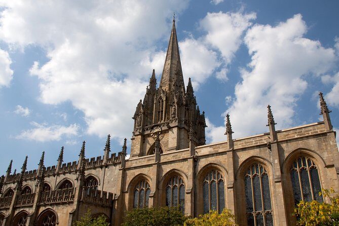 Private Oxford Walking Tour With University Alumni Guide - Detailed Itinerary Breakdown