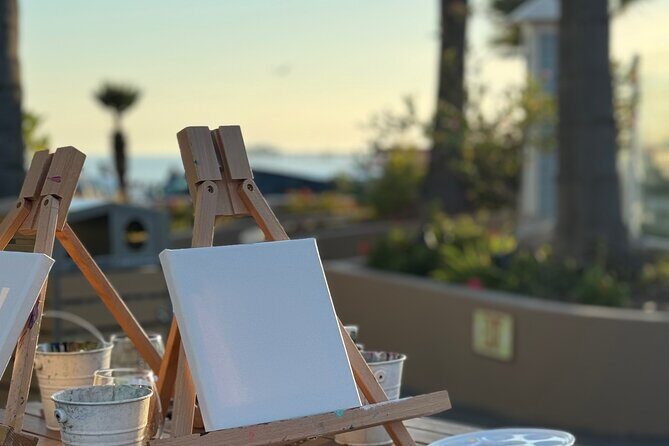 Private Paint and Sip Experience in Wine Country - A Closer Look at the Private Paint and Sip Experience in Wine Country