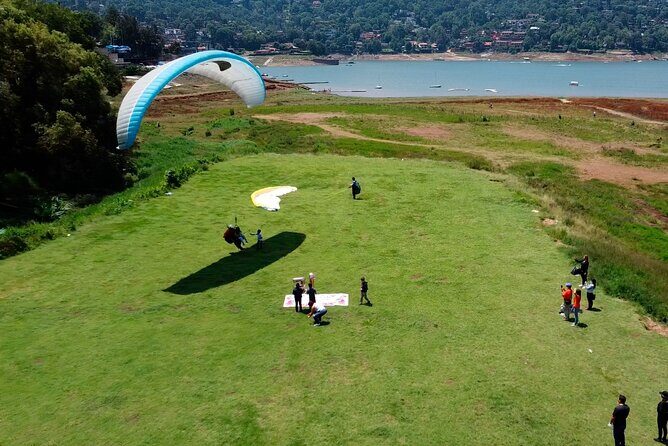 Private Paragliding Flight in Valle de Bravo with Instructor - Introduction: Taking Flight in Valle de Bravo