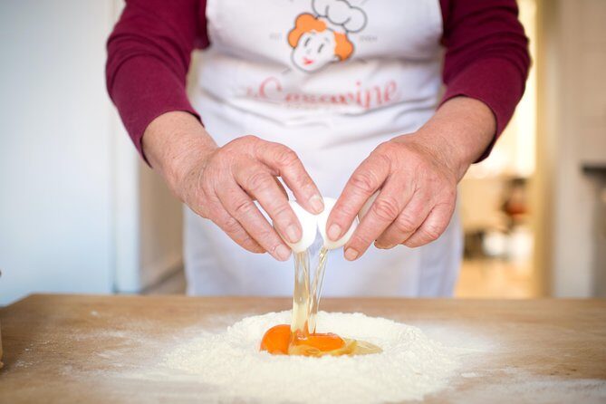Private Pasta & Tiramisu Class at Cesarina's home in Florence - Key Points