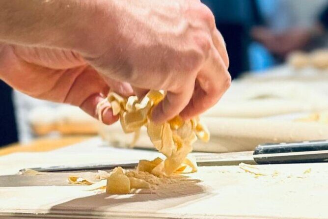 Private Pasta & Tiramisu Cooking Class with Unlimited Wine - An In-Depth Look at the Rome Pasta & Tiramisu Experience
