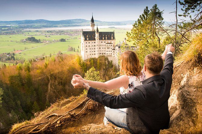 Private Photo Session outside Neuschwanstein Castle - Key Points