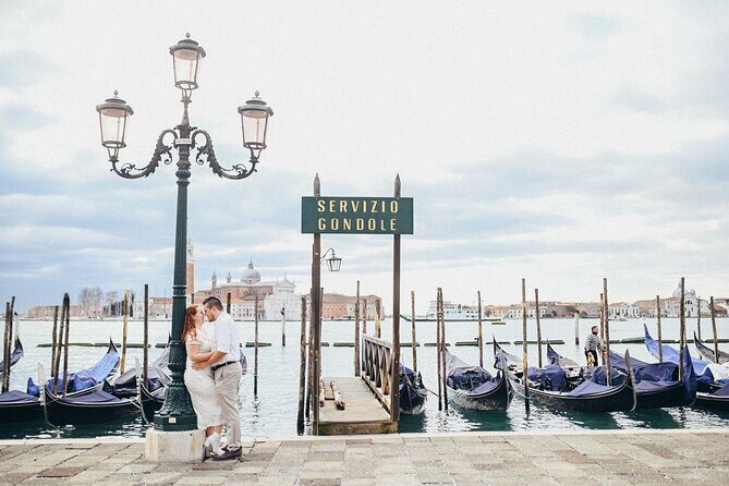 Private Photo Shoot in Venice with Gondola Ride Included - Key Points  