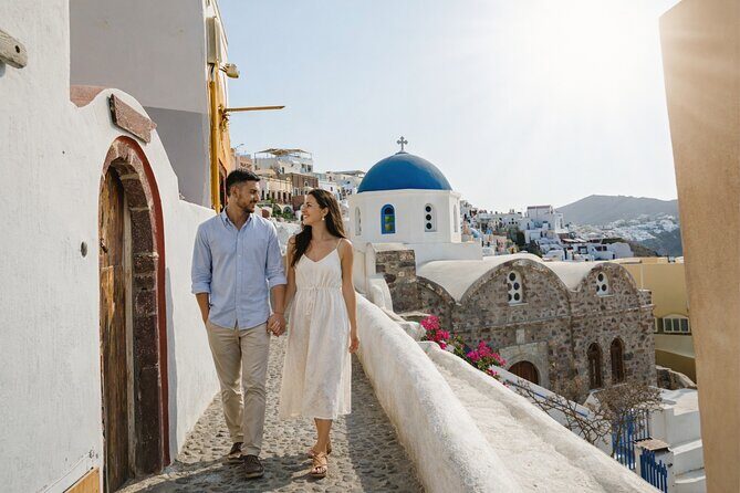 Private Photoshooting in Santorini with a local Photographer - Key Points