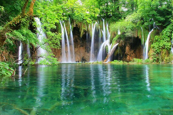 Private Plitvice Lakes Tour - Day Trip from Zagreb (entrance ticket included) - Lunch and Flexibility in the Schedule