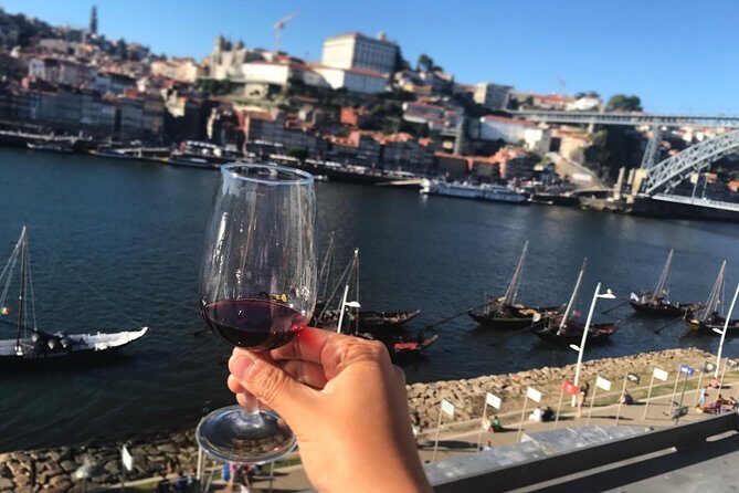 Private Porto from Lisbon with Portuguese lunch and Porto wine tasting - Optional Final Stop: A Scenic Viewpoint or a Boat Ride