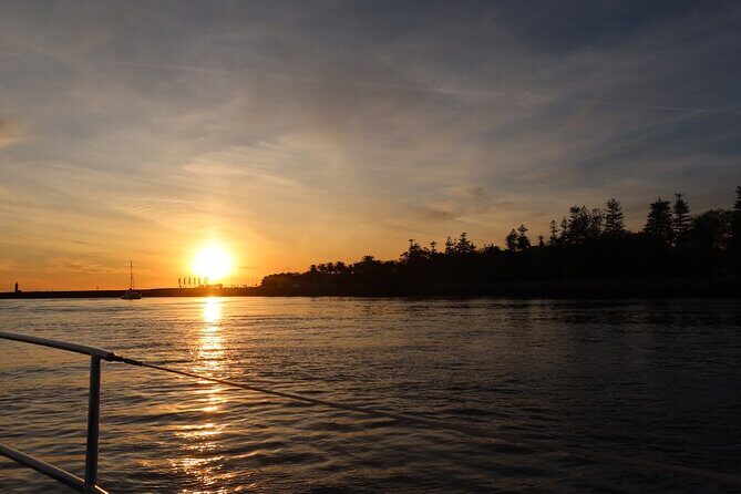 Private Porto Sailing Yacht Sunset Sightseeing Tour - Key Points