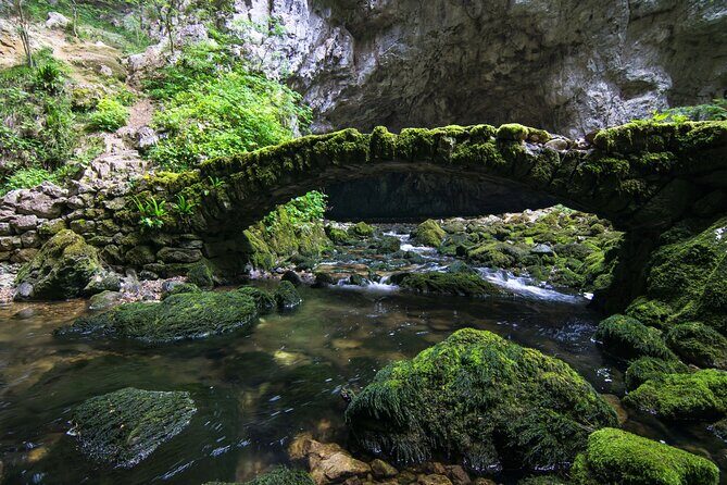 Private Postojna Cave & Predjama Castle Tour from Ljubljana - FAQ
