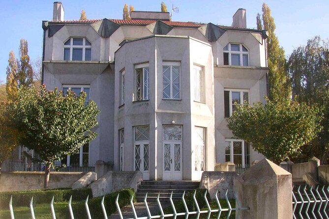 Private Prague Art Nouveau and Cubism Walking Tour - Exploring Prague’s Architectural Treasures