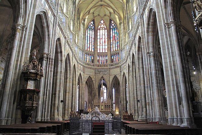 Private Prague Castle Tour with a Czech Guide, meet up at hotel - An Intro to the Experience