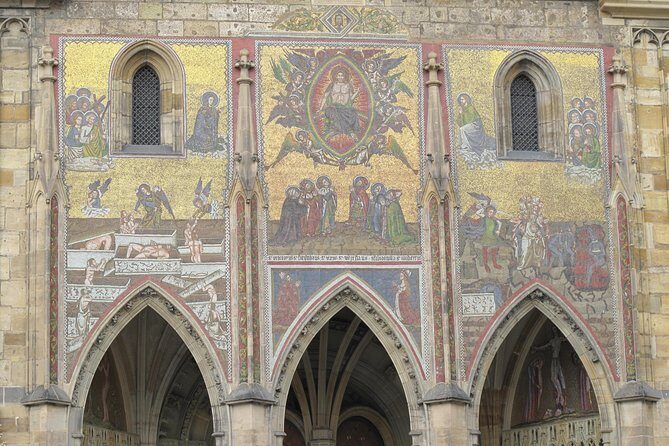 Private Prague Castle Tour with a Czech Guide, meet up at hotel - FAQ