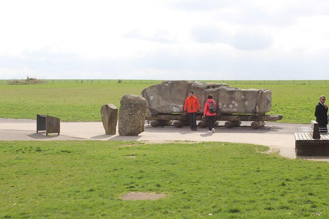 Private Pre Cruise Excursion Transfer London to Southampton Port Via Stonehenge - Who Should Consider This Tour?