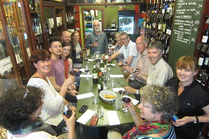 Private premium wine tasting with snacks in Valencia's old town - The Experience in Practice