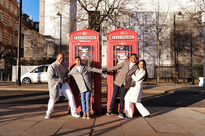 Private Professional Photoshoot Outside Tower Bridge in London - Who Will Love This Experience?