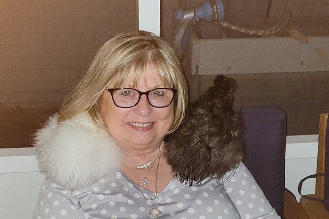 Private Rabbit and Chicken Petting Experience in Navarre - Accessibility and Practicalities