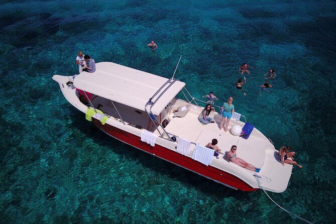 Private Red Rocks and Pakleni Islands beach hopping speedboat tour - Key Points