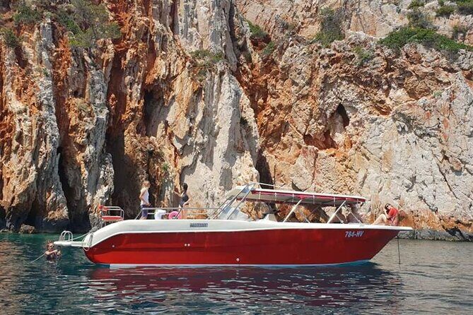 Private Red Rocks and Pakleni Islands beach hopping speedboat tour - An In-Depth Look at the Tour Itinerary