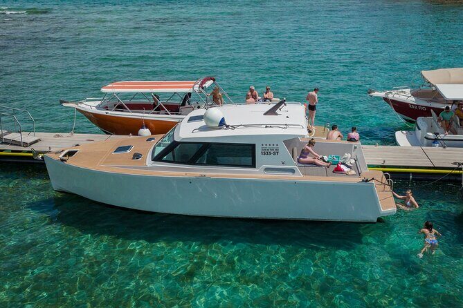 Private Red Rocks and Pakleni Islands beach hopping speedboat tour - The Sum Up