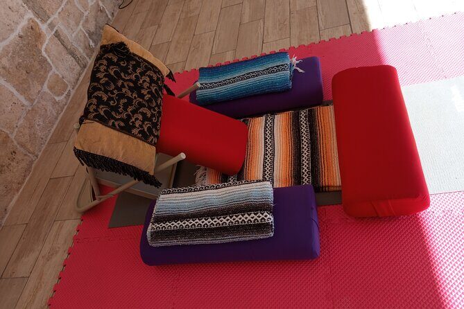 Private Restorative and Therapeutic Yoga Experience in Cozumel - Key Points