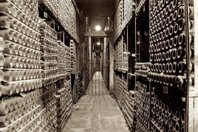 Private Rioja wine tasting tour with local lunch - FAQs