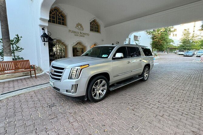 Private ROUND-TRIP Airport Transportation with VIP Service - Key Points