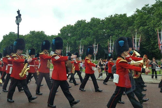 Private Round Trip Transfer from Heathrow Airport to London City - FAQ