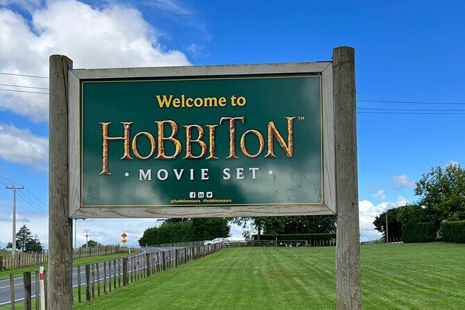 Private Round Trip Transport To Hobbiton From Auckland - What to Expect From This Hobbiton Transport Service