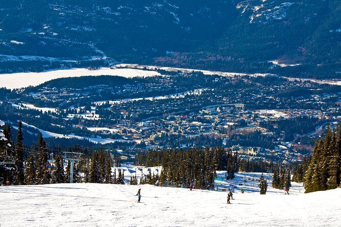 Private Round Trip Vancouver Airport (YVR) Transfer to/from Whistler - Meet & Greet: First Impressions Count