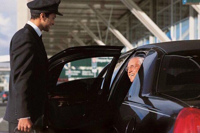 Private Round Trip Vancouver Airport (YVR) Transfer to/from Whistler - The Drive: Comfort and Scenic Views