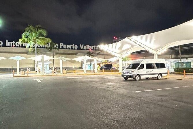 Private Roundtrip Transfer Airport Hotel or Airbnb up to 12px - What Travelers Say (Based on Review Insights)  