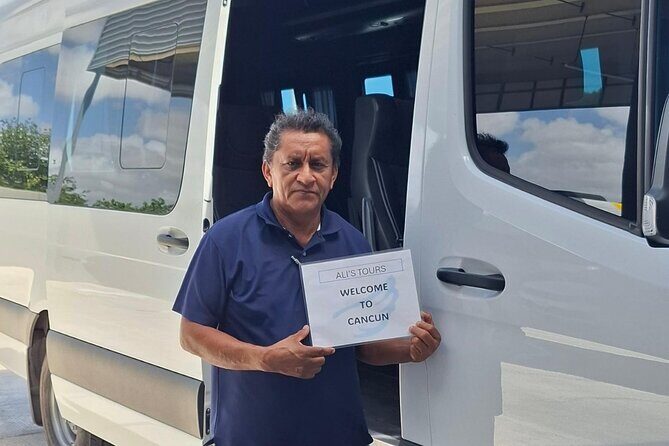 Private Roundtrip transfer from Cancun Airport up Cancun Hotels - The Sum Up